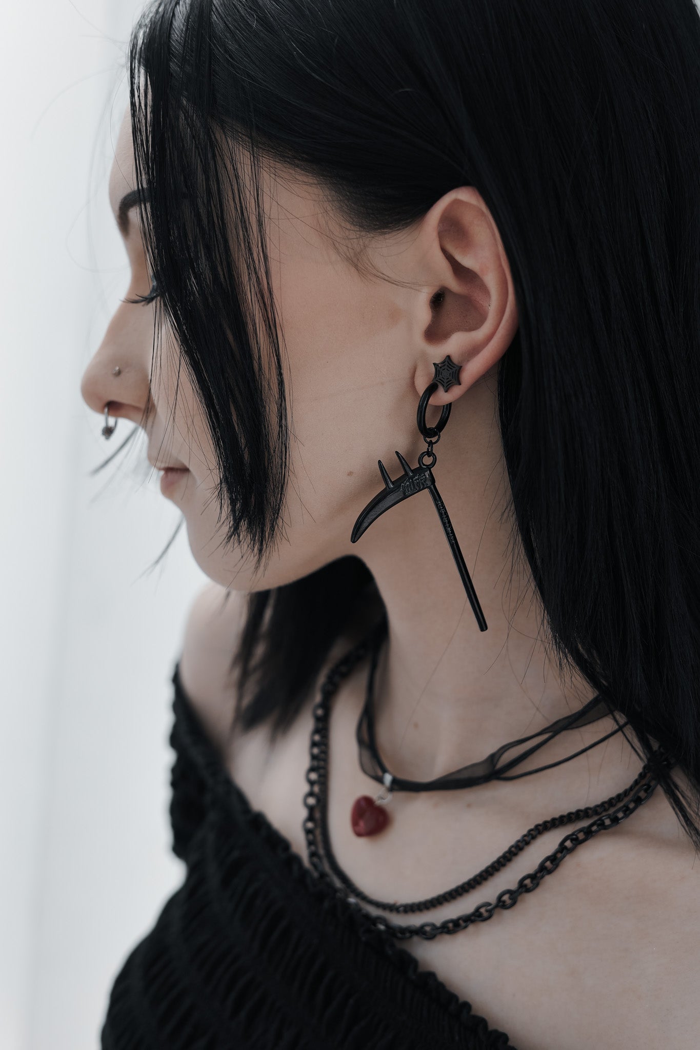 Blood Fiend Horned Scythe Earrings – Tsuki Blade